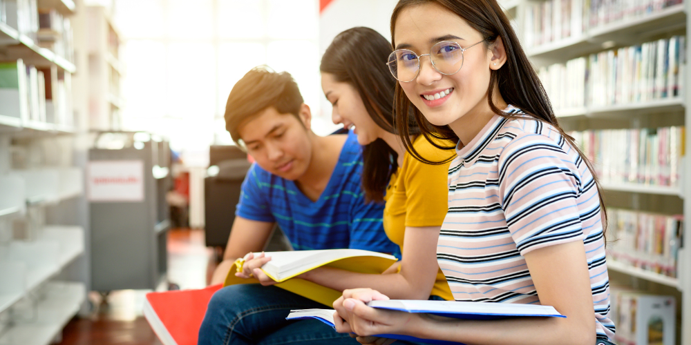 8 Book Recommendations for Teenagers You Need to Check Out | Teaching ...